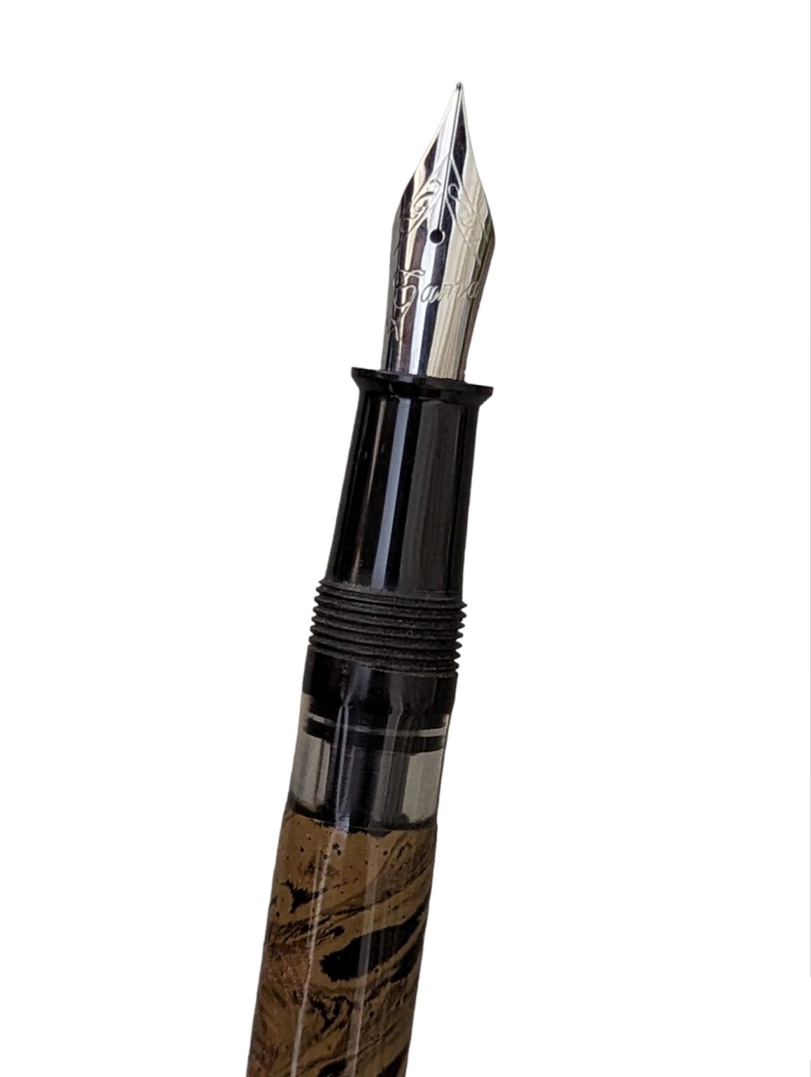 Gama Pens | GAMA EAGLE NEO | Handcrafted Fountain Pen